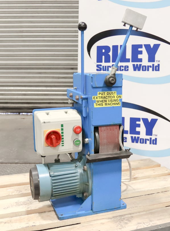 Playfoot Engineering Ltd Heavy Duty Vertical Triangulated Belt Bench ...