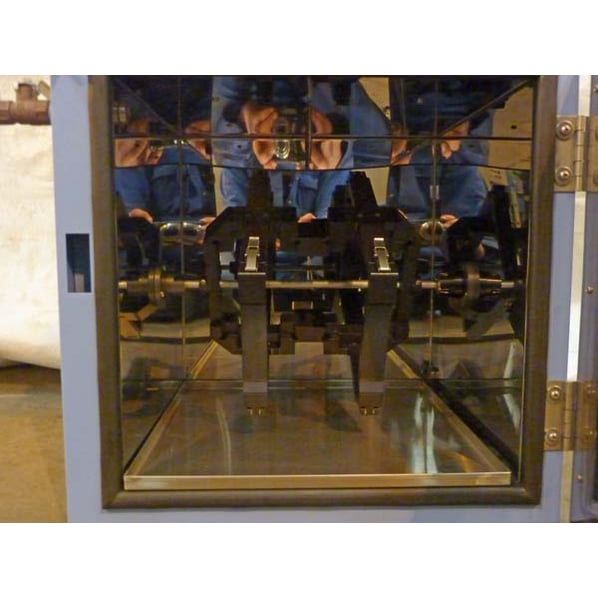 Robins Scientific Rotating Low Temperature Lab Oven