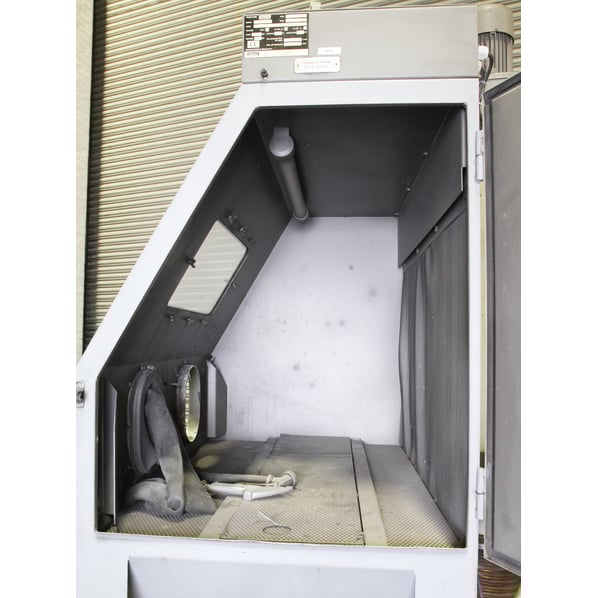 Laborex Venturi Manual Shot Blast Blast Cabinet