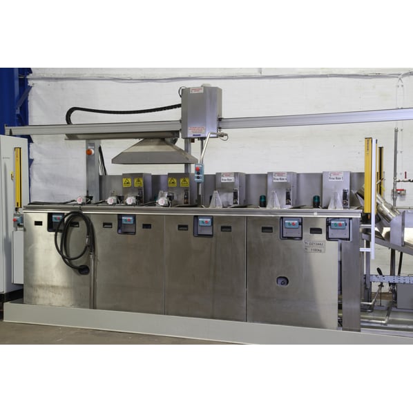 Amsonic PLC Controlled, 5 Stage Semi-Auto Aqueous Cleaning Line