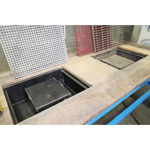 Twin Downdraft Extraction Bench with Perspex Surround