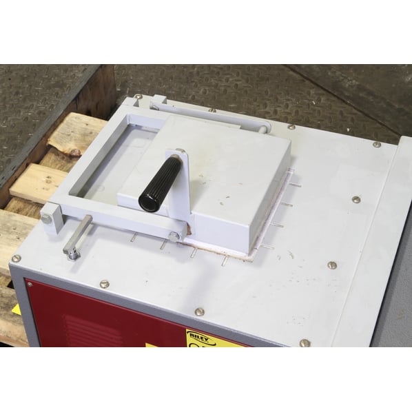 Almor Group Top Loading Chamber Furnace