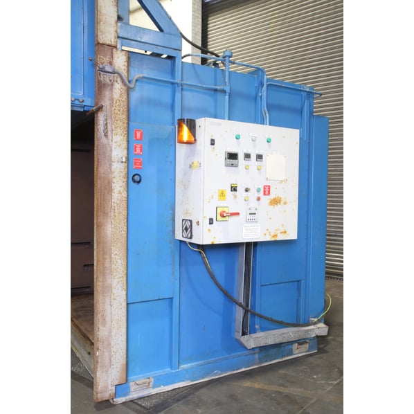 Excel Heat Ltd 560°C Large Capacity, Front Loading Oven with Uplifting ...
