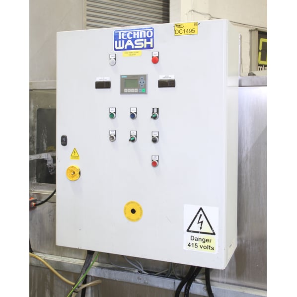 Technowash AQC500-3 Conveyorised Spray Washer Dryer