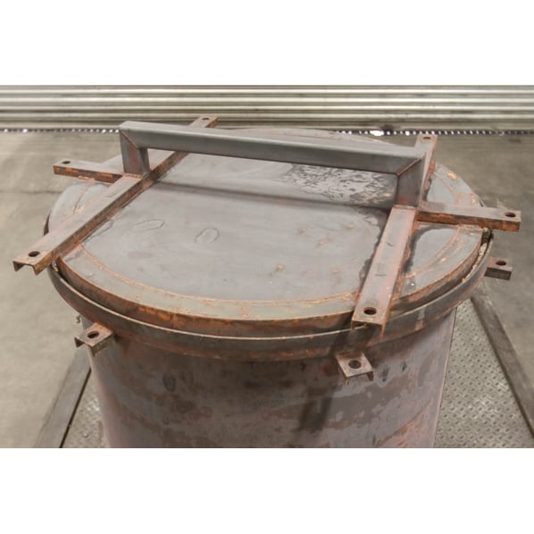 JLS (Redditch) Ltd Furnace Retort with Sealing Lid Oxygen Free Heat ...