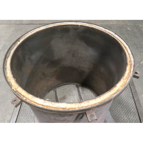 JLS (Redditch) Ltd Furnace Retort with Sealing Lid Oxygen Free Heat ...