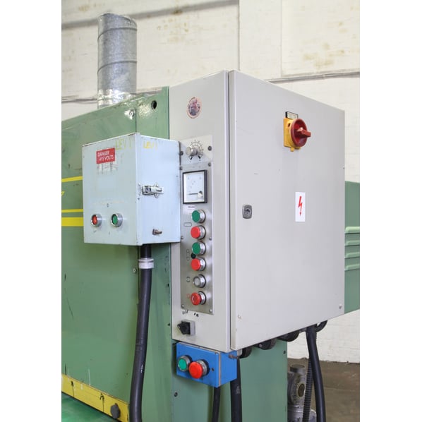 Birkett Cutmaster Through Feed Horizontal Belt Linishing and Sanding ...