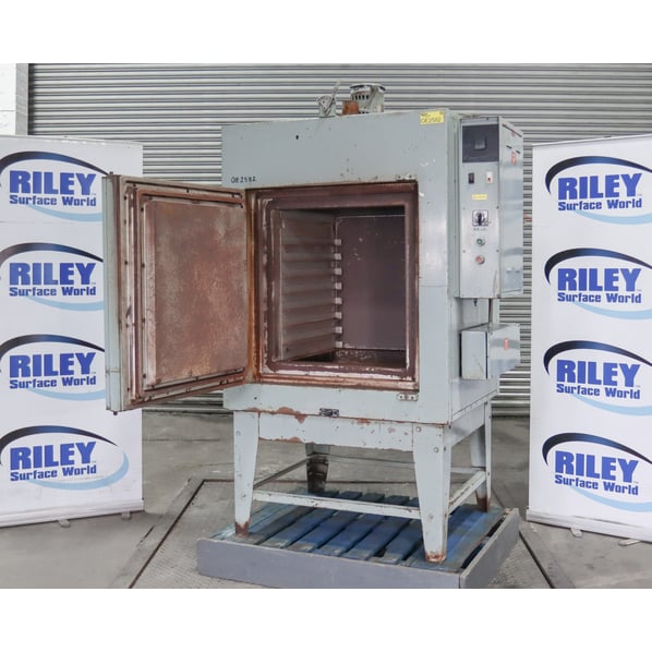 Almor Group Barlow Whitney E415 Heavy Duty Lab Oven