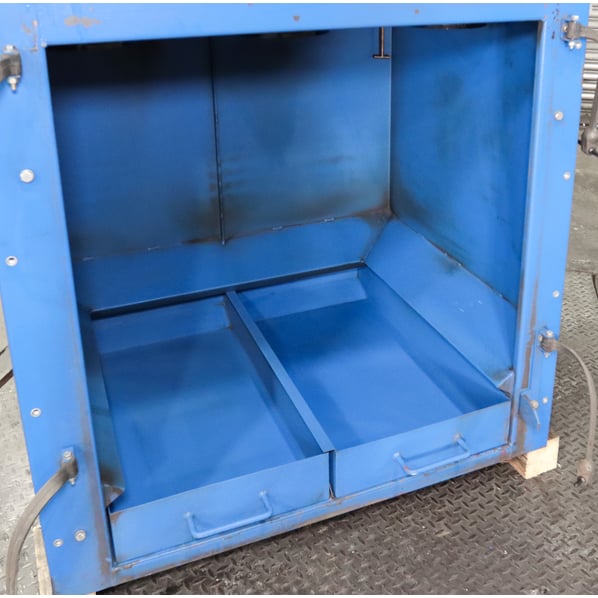 Donaldson Torit (DCE) ECB-3 Rear Extraction Linishing / Fettling Booth