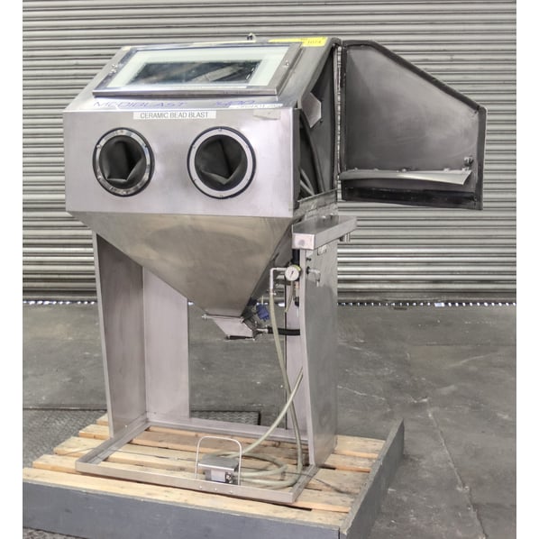 Guyson International 1400 Mediblast Shot Blast Cabinet with Extractor