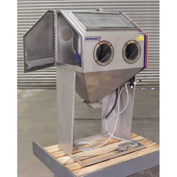 Guyson International 1400 Mediblast Shot Blast Cabinet with Extractor